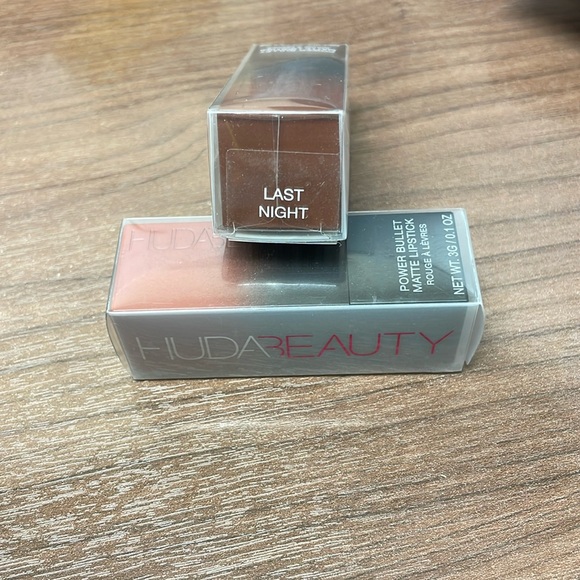 HUDA BEAUTY | Makeup | Huda Beauty Power Bullet Matte Lipstick Last ...